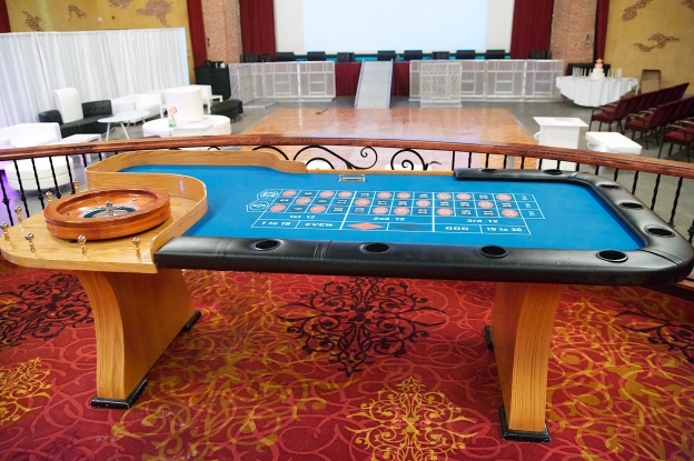 Casino Table Rental - Casino Party Rental - Casino Parties Are Fun